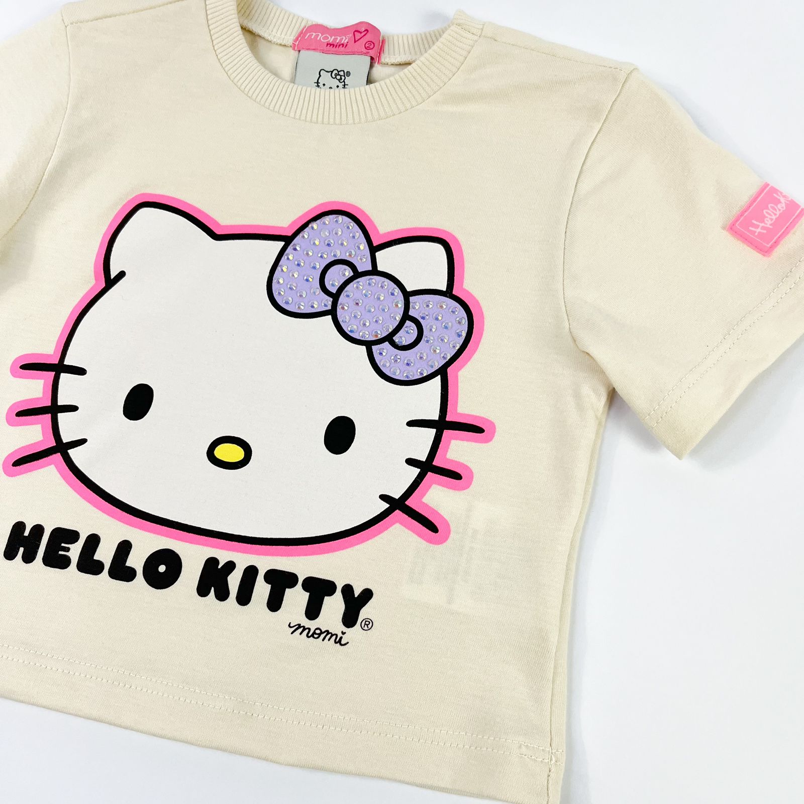 Conjunto Infantil Momi Hello Kitty especiais da Árvore Mágica Conjunto Infantil Momi Hello Kitty especiais da Árvore Mágica